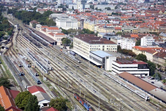 KREĆE SE U OBNOVU! Potpisan ugovor za obnovu pruge od Glavnog do Zapadnog kolodvora: U najavi ...