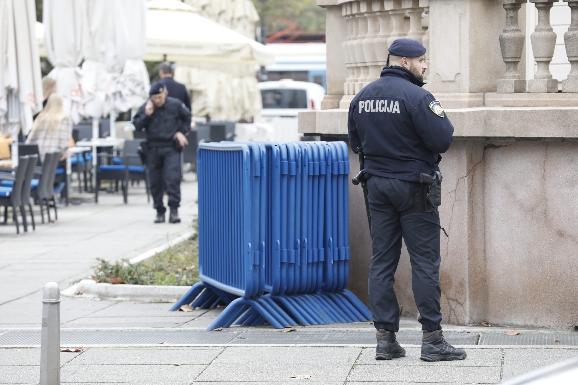 (FOTO) KRIMSKI SAMIT U ZAGREBU: Interventna policija na ulicama, sigurnosne provjere kod ...