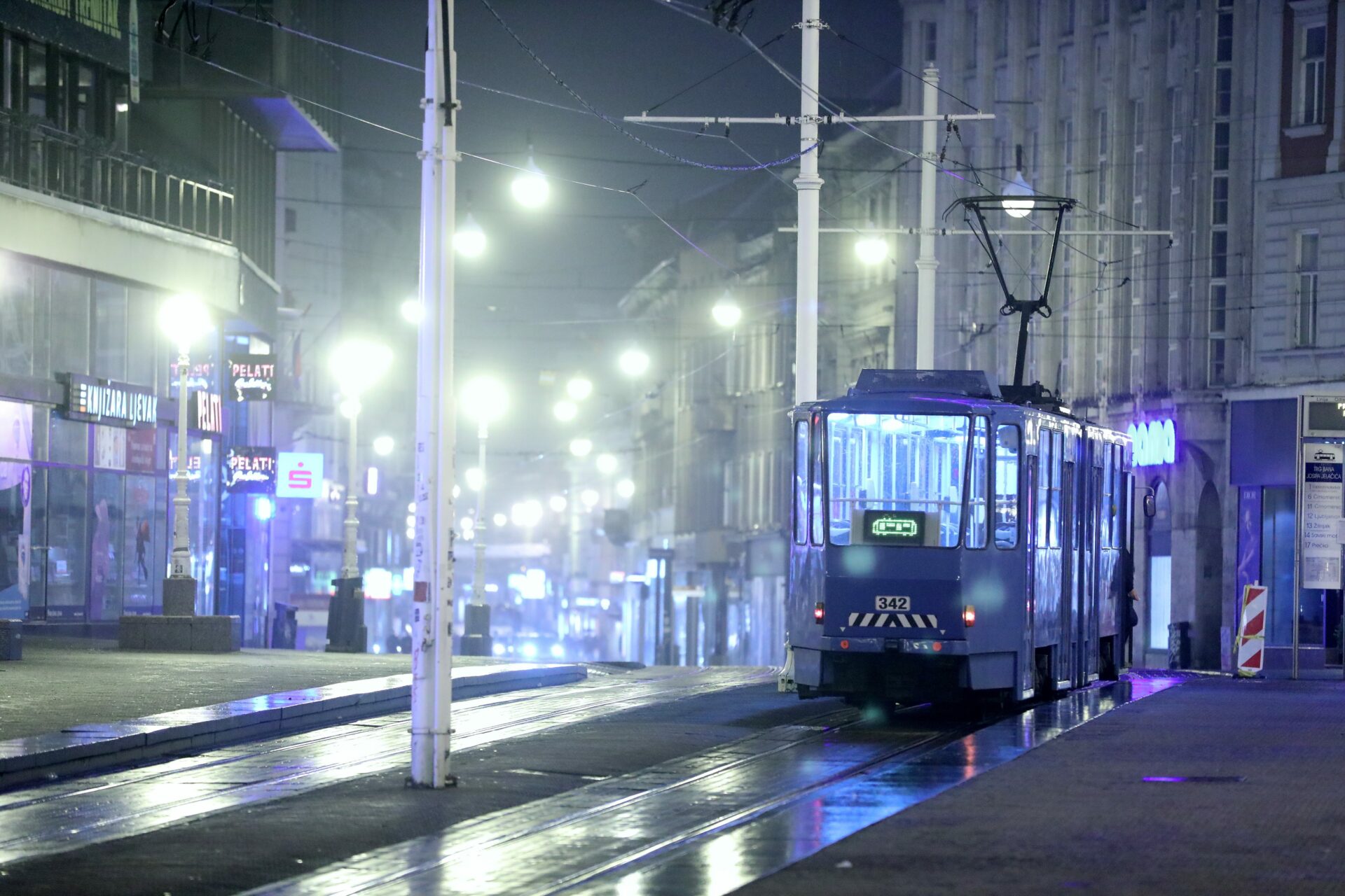 VAŽNA OBAVIJEST IZ ZET-a: Tramvaji će kroz centar prometovati izmijenjenim trasama u oba smjera ...
