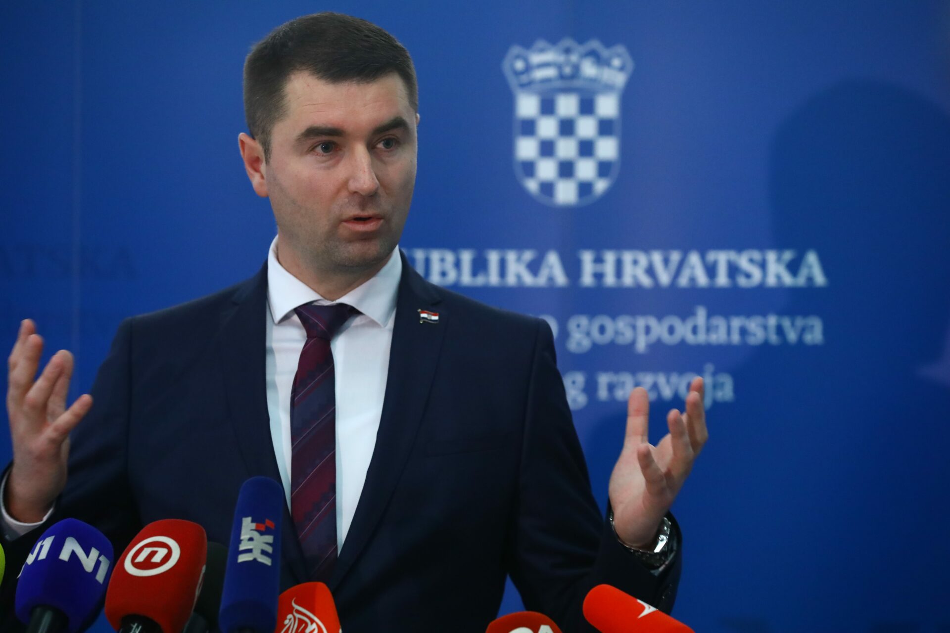 MINISTROV PLAN ZA KONTROLU TRGOVACA! Najveći lanci morat će mu redovito ...