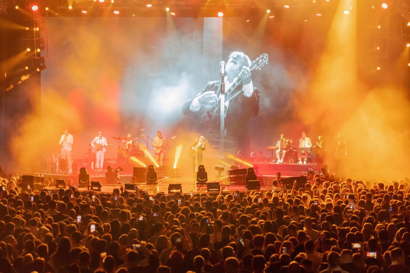 Glazbeni čarobnjak stiže u Zagreb: Dino Merlin najavio dosad neviđeni ...