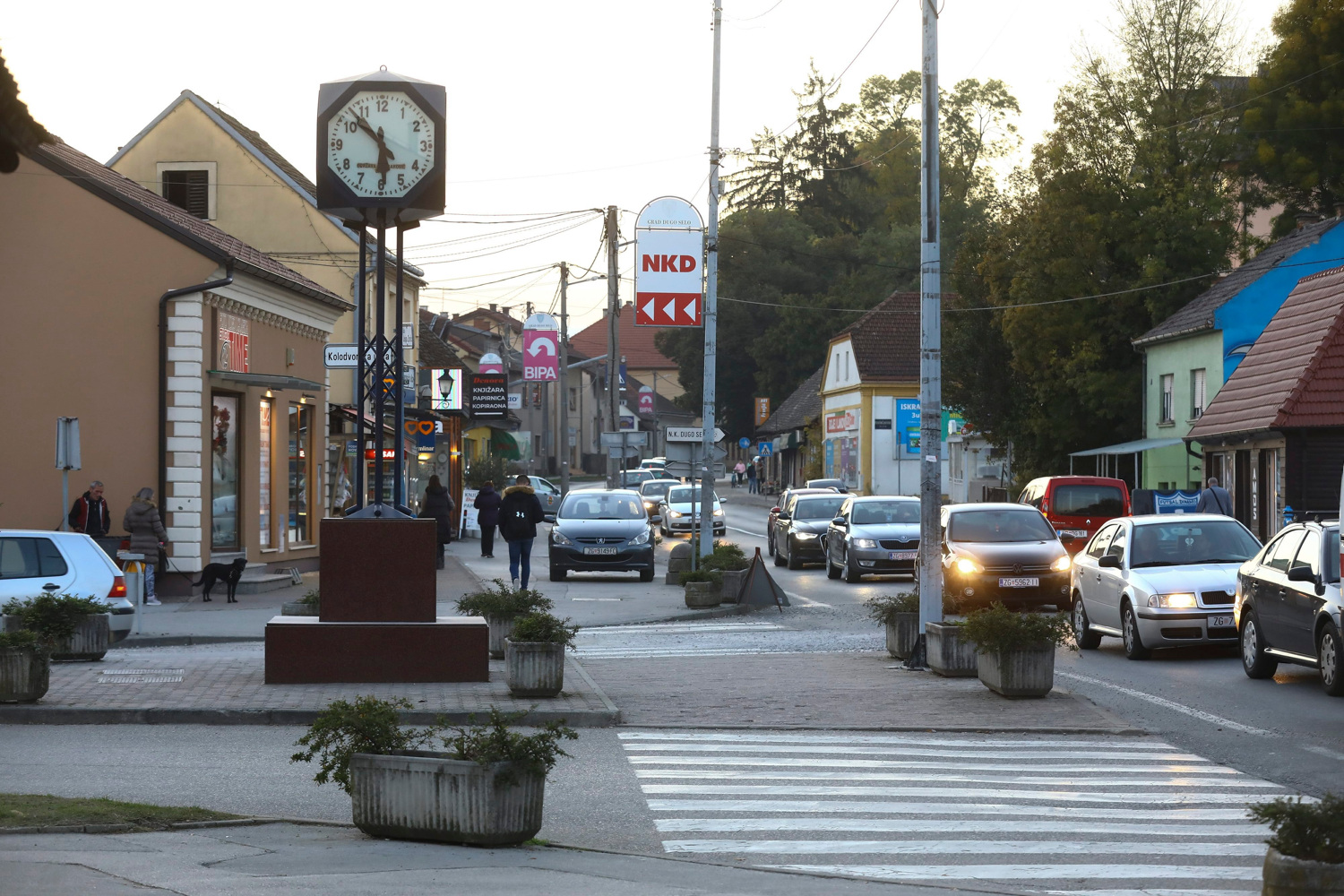 Besramna prevara u Dugom Selu: Umirovljeniku podvalio lažne dukate, a ...
