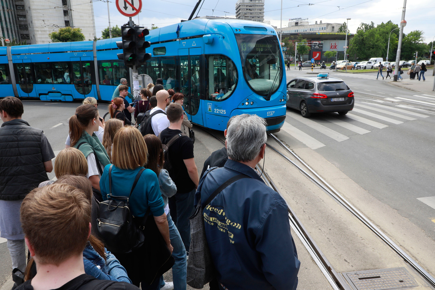 Ovo morate vidjeti: ZET objavio detalje što će sve biti zbog Thompsonovog koncerta - Zagreb.info